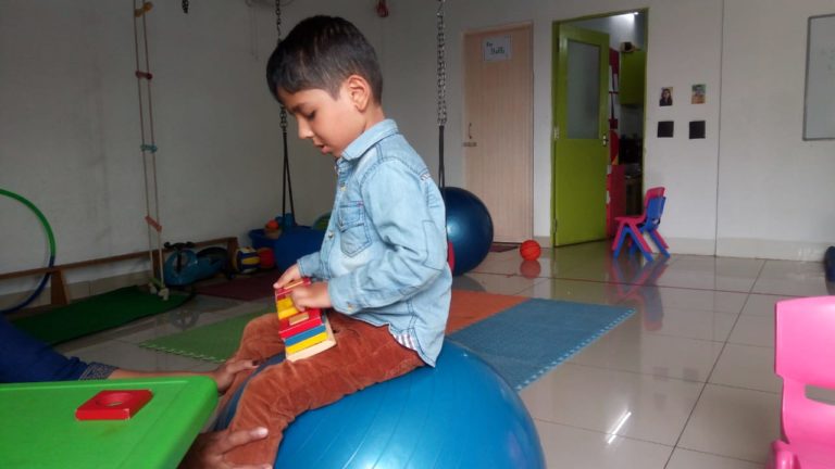 The Therapy Ball – How Do OT’s Use It For Sensory Integration? - Playstreet